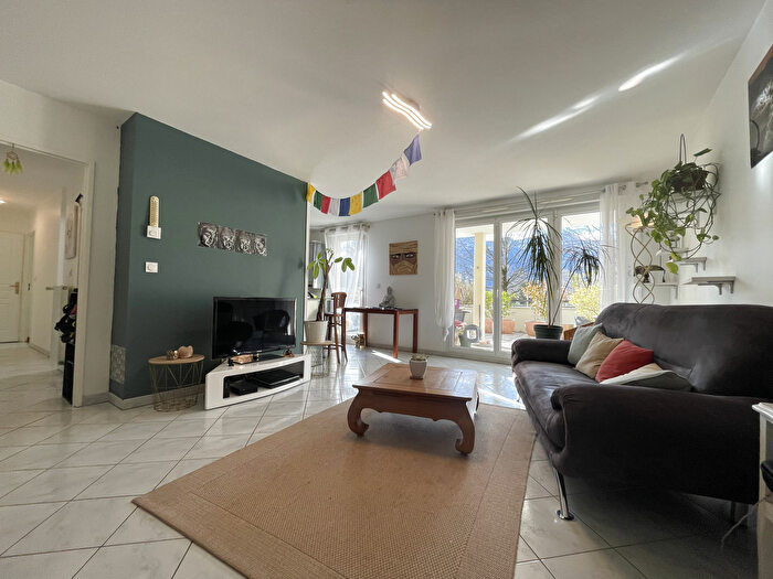 Appartement à vendre - Saint-Égrève, La Monta - 3 pièces - 2 chambres