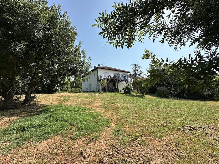 Maison à vendre - Fleurance - 4 pièces - 3 chambres