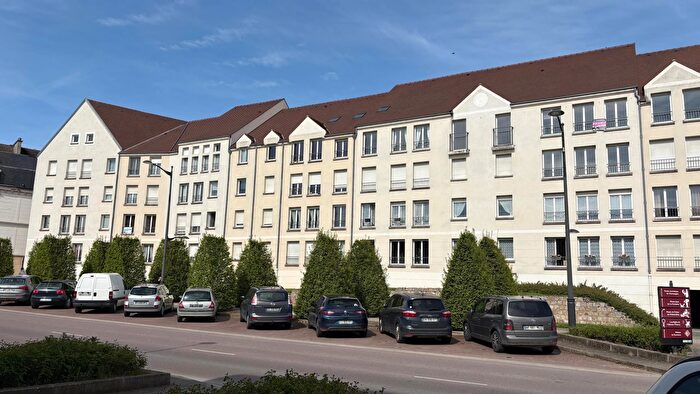 Château-Thierry, Centre-ville : Appartement 5 pièces à vendre