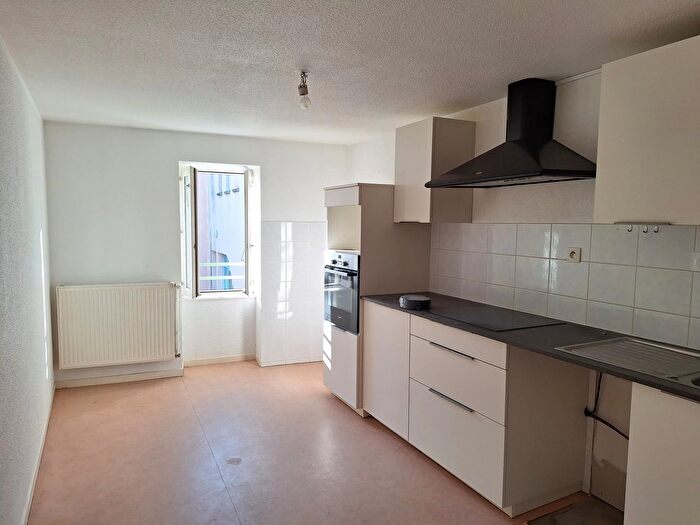 Appartement 3 pièces à Vernoux-en-Vivarais, à louer