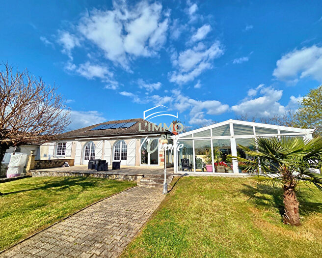 Maison à vendre - Bretenoux - 7 pièces - 4 chambres