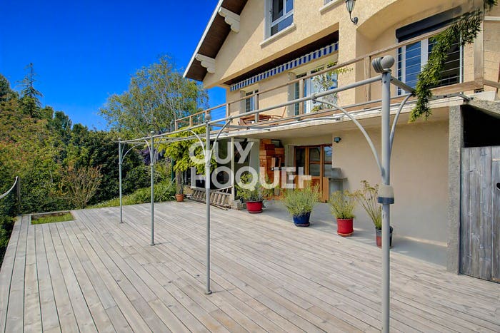 Maison 5 pièces à Ruy-Montceau, à vendre