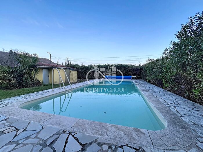 Appartement à vendre - Grasse, Magagnosc, Saint-Mathieu - 3 pièces - 2 chambres