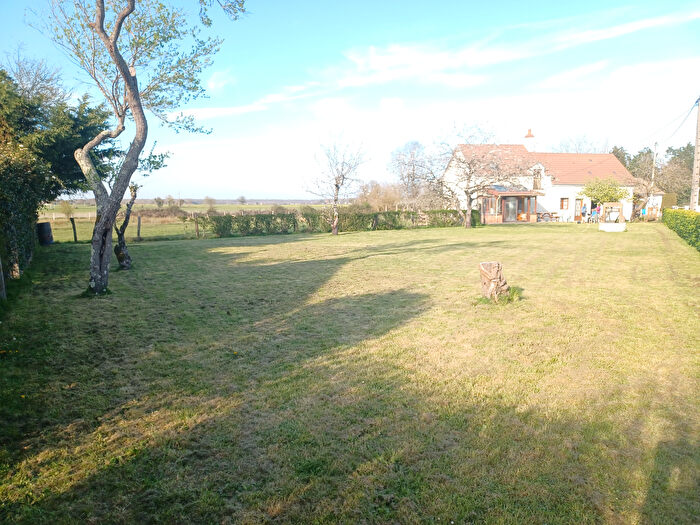 Maison à vendre - Jussy-le-Chaudrier - 3 pièces - 2 chambres