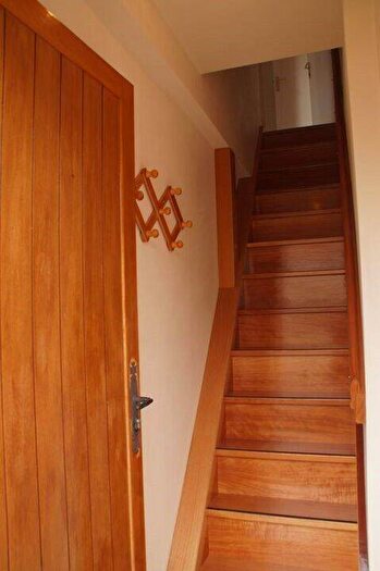 Marniere-Les Gros-allée Couverte, Vauréal : Appartement 1 pièce à louer