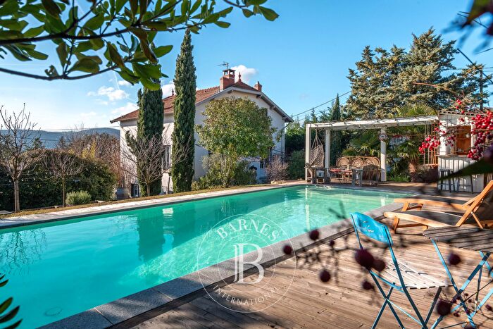 Maison à vendre - Vaugneray - 6 pièces - 5 chambres