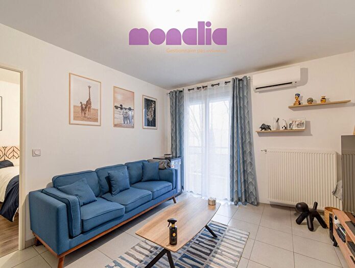 Appartement à louer - Berliet-Gare-Garibaldi, Saint-Priest - 2 pièces - 1 chambre