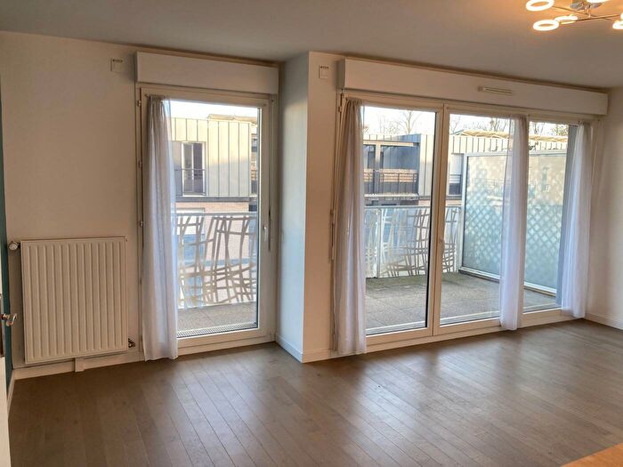 Appartement à louer - Plateau et Pileu, Palaiseau - 2 pièces - 1 chambre