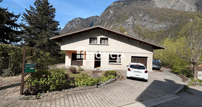 Livet-et-Gavet - Maison 5 pièces à vendre
