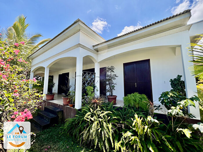 Maison à vendre - Saint-Pierre - 4 pièces - 3 chambres