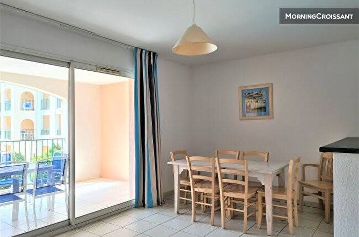 Appartement à louer - Cap Nègre-Cap Sicié, Six-Fours-les-Plages - 2 pièces - 1 chambre