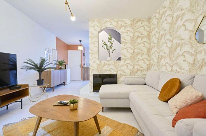 Maison à louer - Saint Maurice, Amiens - 6 pièces - 5 chambres