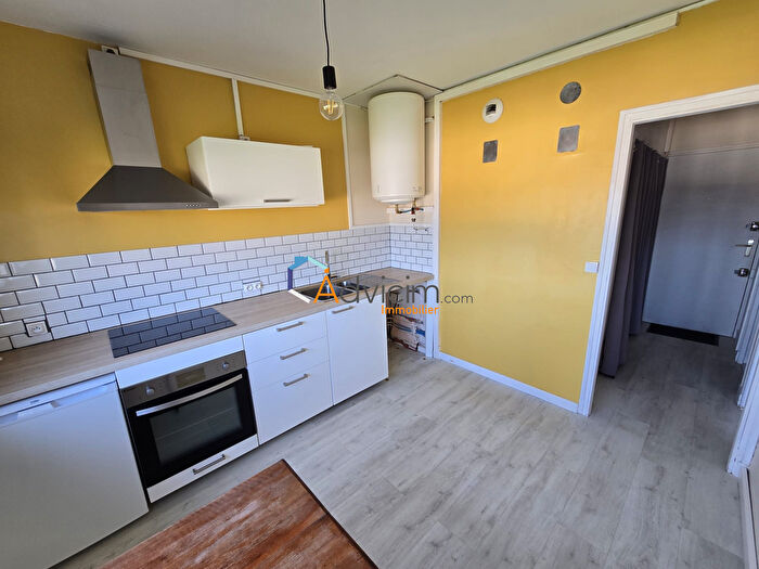 Saint-Jean-le-Blanc : Appartement 2 pièces à vendre