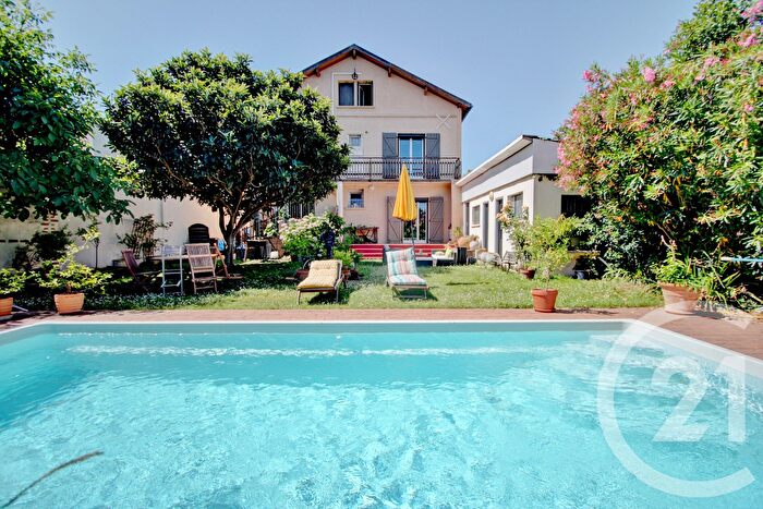 Maison 7 pièces à Toulouse, Croix de Pierre, à vendre