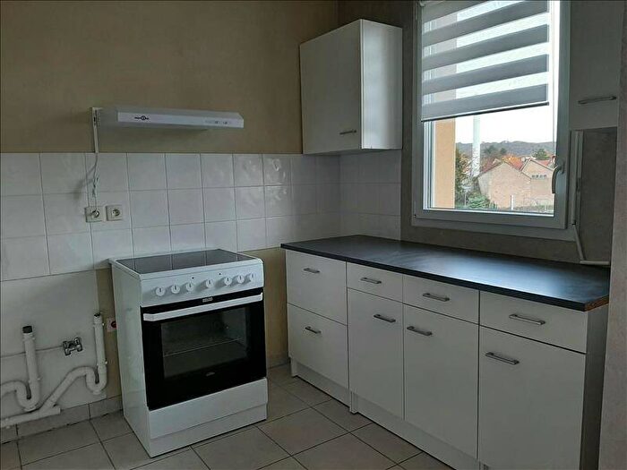Montgacher-Cordeliers, Montluçon : Appartement 3 pièces à louer