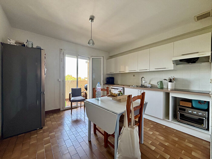 Appartement 3 pièces à Perpignan, Clos-Banet, à louer