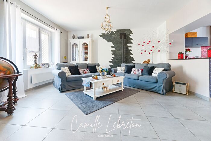 La Remaudière : Maison 7 pièces à vendre