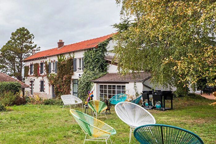 Maison à louer - Chalifert - 7 pièces - 5 chambres