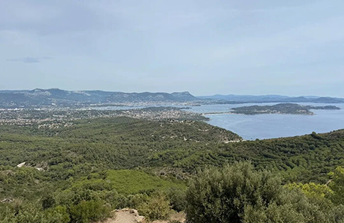 Maison à vendre - La Seyne-sur-Mer, Sud - 5 pièces - 3 chambres