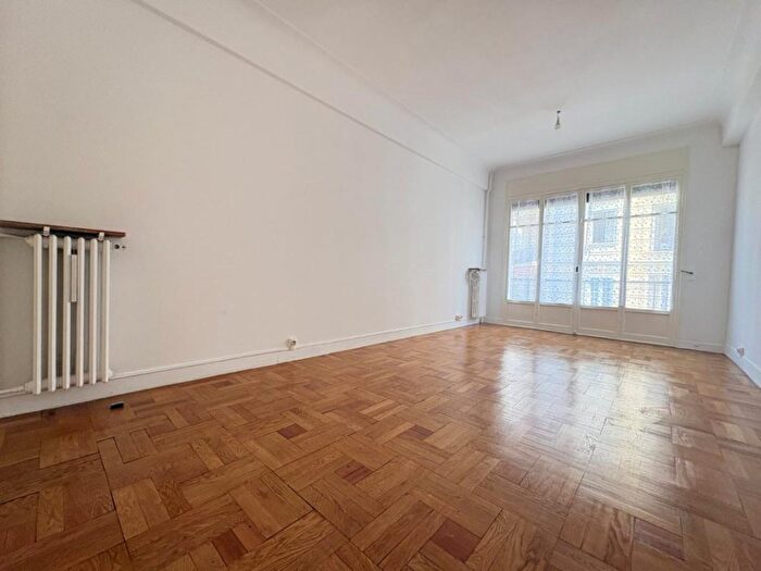 Appartement 2 pièces à louer à Nice, Gambetta