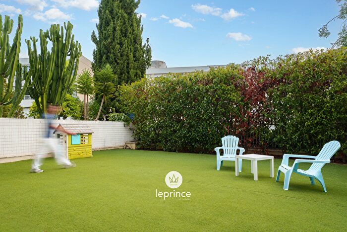 Appartement 4 pièces à Nice, Corniche Fleurie, à vendre