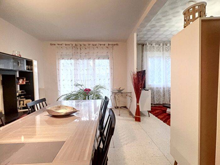 Appartement à vendre - Béziers, Champ de Mars - 4 pièces - 2 chambres