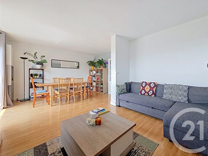 Appartement 4 pièces à vendre - Fresnes, Centre-ville