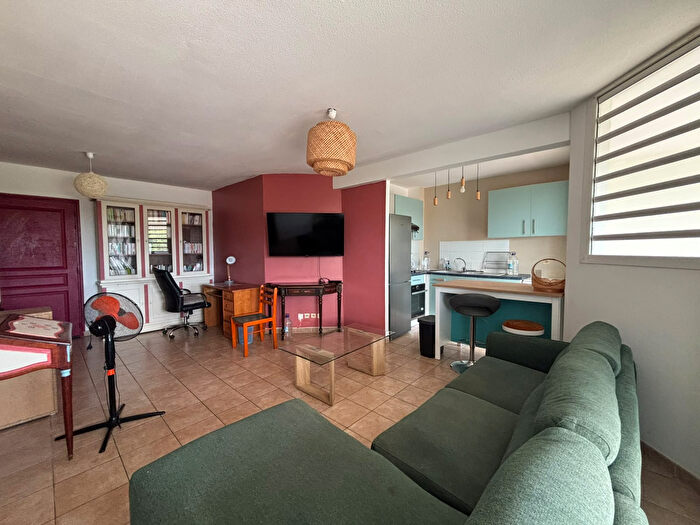Appartement 2 pièces à louer - Les Abymes