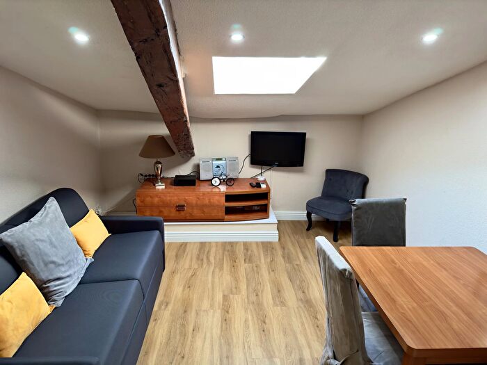 Appartement à vendre - Cannes, Centre-ville - 2 pièces - 1 chambre