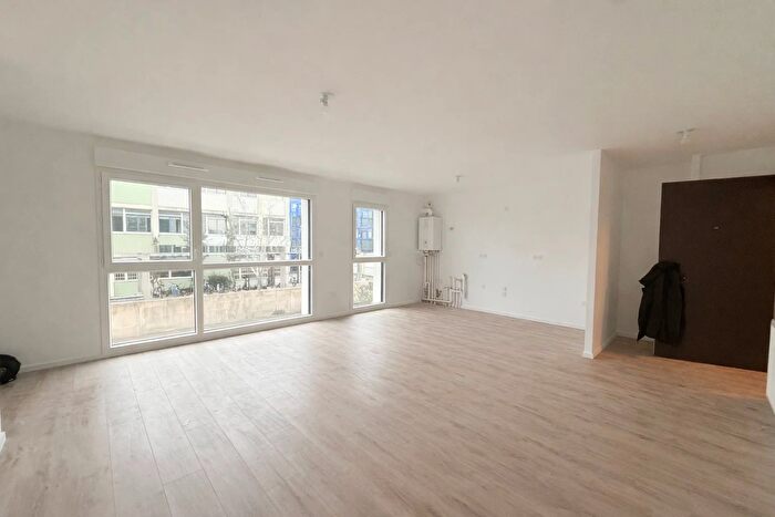 Appartement à vendre - Romainville, Grands Champs - 3 pièces - 2 chambres