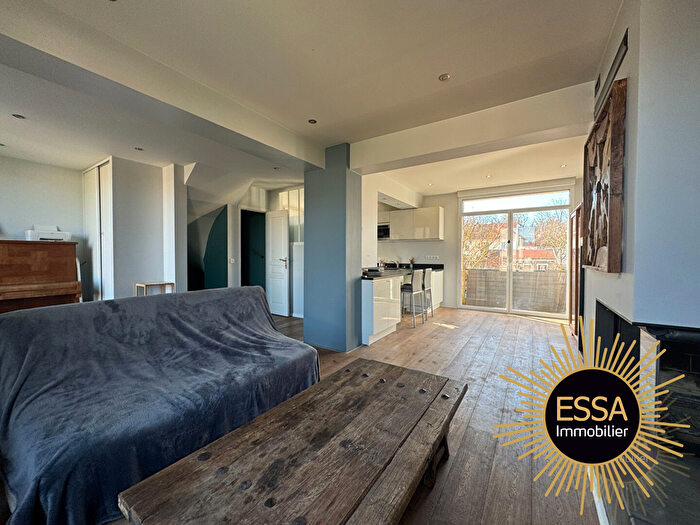 Maison à vendre - Vélizy-Villacoublay, Le Clos - 6 pièces - 3 chambres