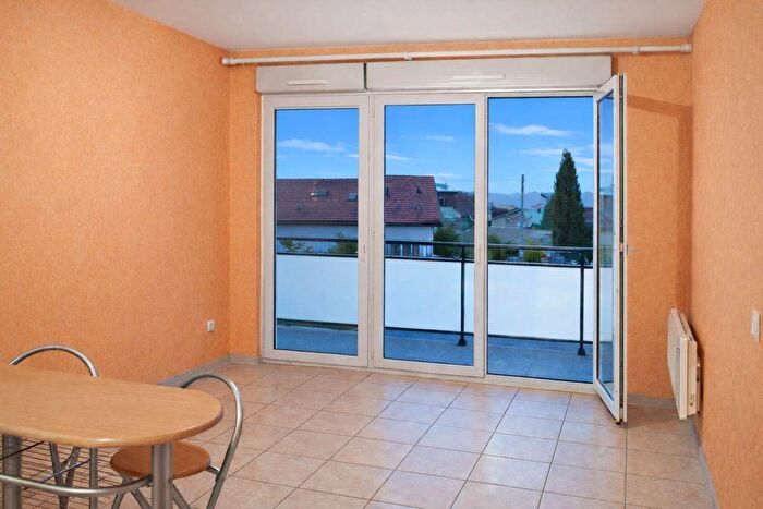 Appartement à louer - Césarches - 2 pièces - 1 chambre