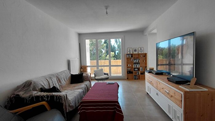 Sénas - Appartement 3 pièces à louer
