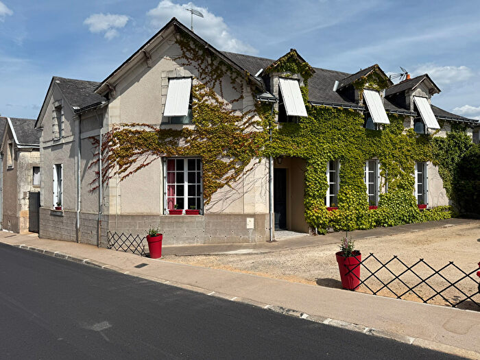 Maison à vendre - Baugé - 10 pièces - 7 chambres