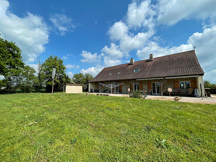Maison à vendre - Lessard-en-Bresse - 8 pièces - 5 chambres