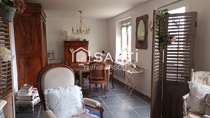 Maison 5 pièces à vendre à Lanchères