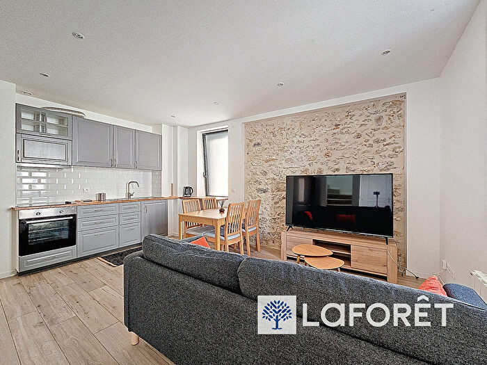 Maison à louer - Aigremont - 4 pièces - 3 chambres