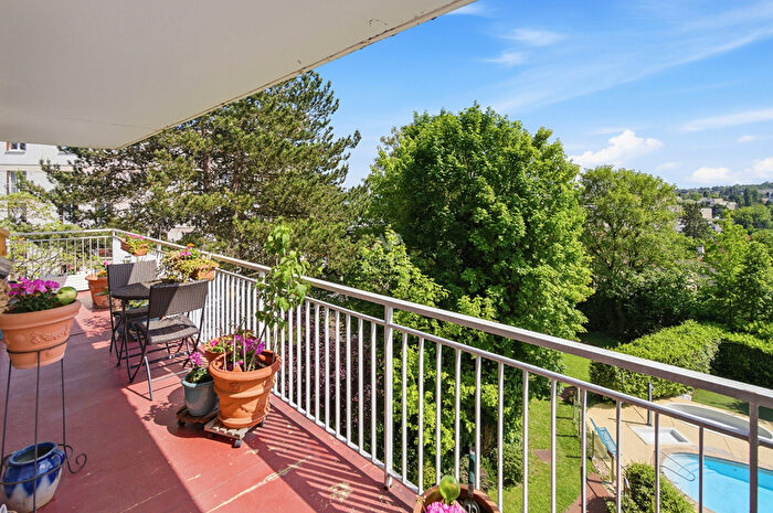 Appartement 4 pièces à vendre à Saint-Germain-en-Laye, Hennemont
