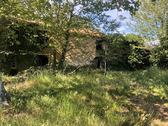 Maison à vendre - Courthézon - 3 pièces - 1 chambre