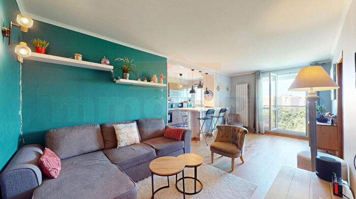 Appartement 4 pièces à vendre - Bois-dArcy, La Croix Blanche