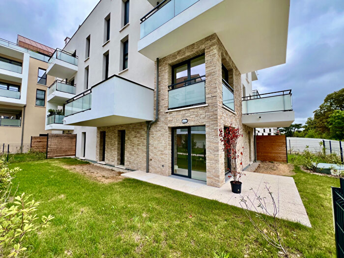 Appartement à vendre - Saint-Jean-de-la-Ruelle, Trois Fontaines, Petite Espère, Clémenceau - 4 pièces - 3 chambres