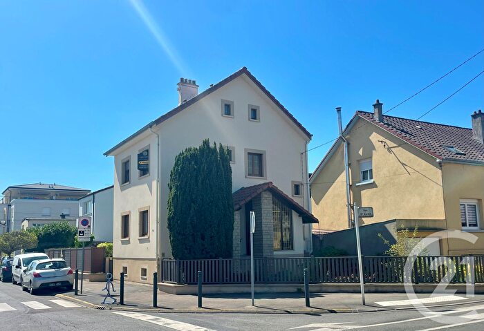 Maison à vendre - Maizières-lès-Metz - 6 pièces - 4 chambres