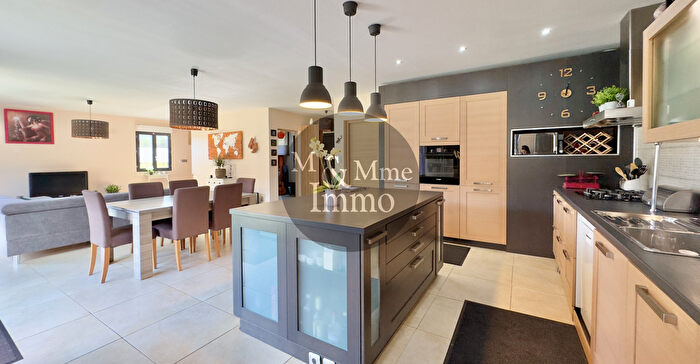 Maison à vendre - Banon - 5 pièces - 4 chambres