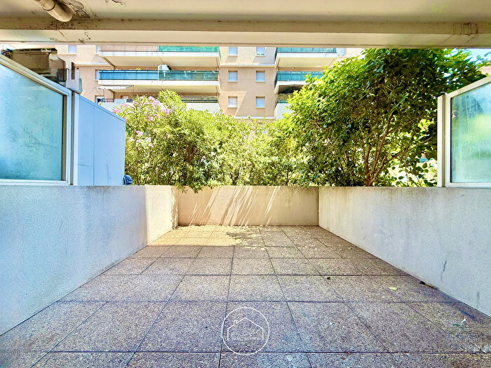 Appartement à vendre - Marseille e , Belle de Mai - 1 pièce