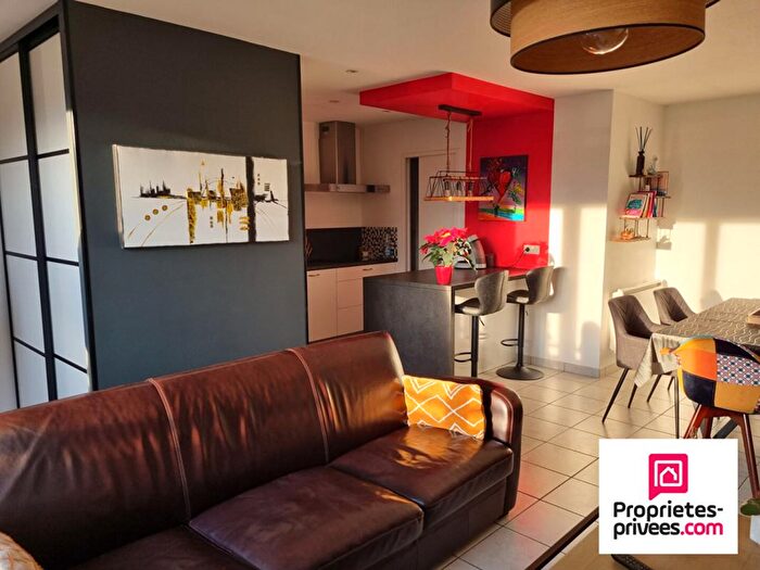 Appartement à vendre - Hénin-Beaumont, Sud - 3 pièces - 2 chambres