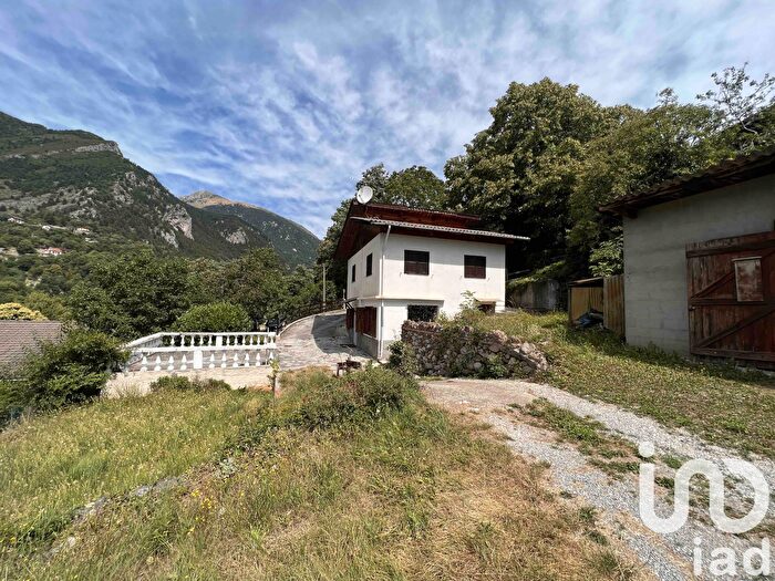 Maison à vendre - Saint-Martin-Vésubie - 4 pièces - 3 chambres