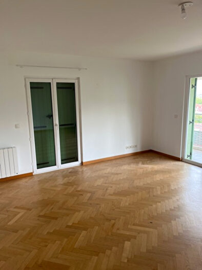 Appartement à louer - Le Port-Marly - 5 pièces - 4 chambres