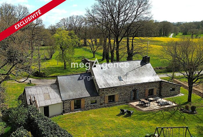 Maison à vendre - Pleucadeuc - 6 pièces - 4 chambres