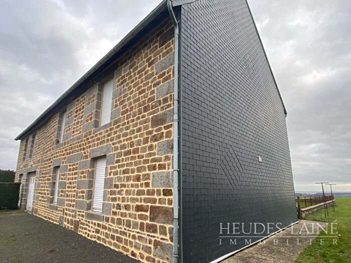 Maison à louer - Le Mesnil-Rainfray - 5 pièces - 4 chambres