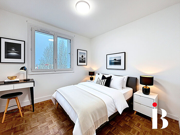 Appartement à louer - Saint-Herblain, Nord - 5 pièces - 3 chambres